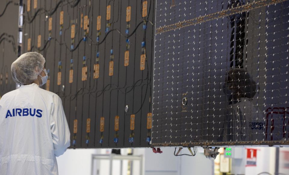 Cybersecurity Services: Leading the Way to Secure IT Systems Airbus Protect